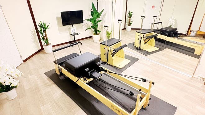 【赤坂駅徒歩5分】本格リフォーマー&チェア完備!トレーニングやレッスン利用に最適!の写真6