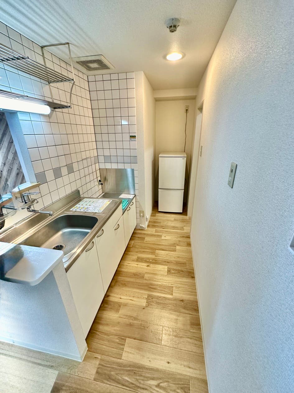 【ススキノど真ん中から徒歩6分】リノベ済みオシャレ物件。寝具有♪24時間出入OK★オールナイトパックでお得に♪の写真5