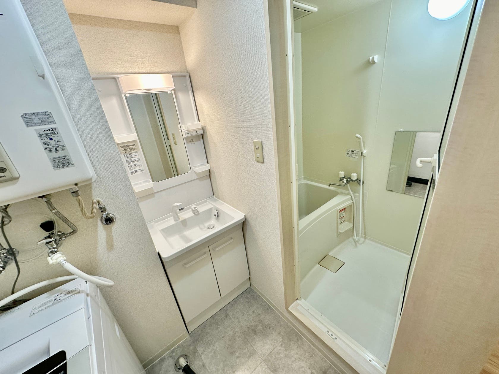 【ススキノど真ん中から徒歩6分】リノベ済みオシャレ物件。寝具有♪24時間出入OK★オールナイトパックでお得に♪の写真6