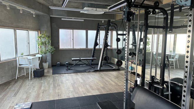 赤羽岩淵駅から徒歩1分!あなたのトレーニングジム、ここにあります!の写真1