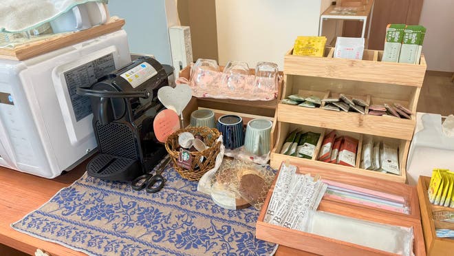 小上がりスペース・カウンター席あり。おしゃれで清潔なスペースです。の写真2