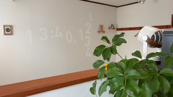 小上がりスペース・カウンター席あり。おしゃれで清潔なスペースです。の写真6