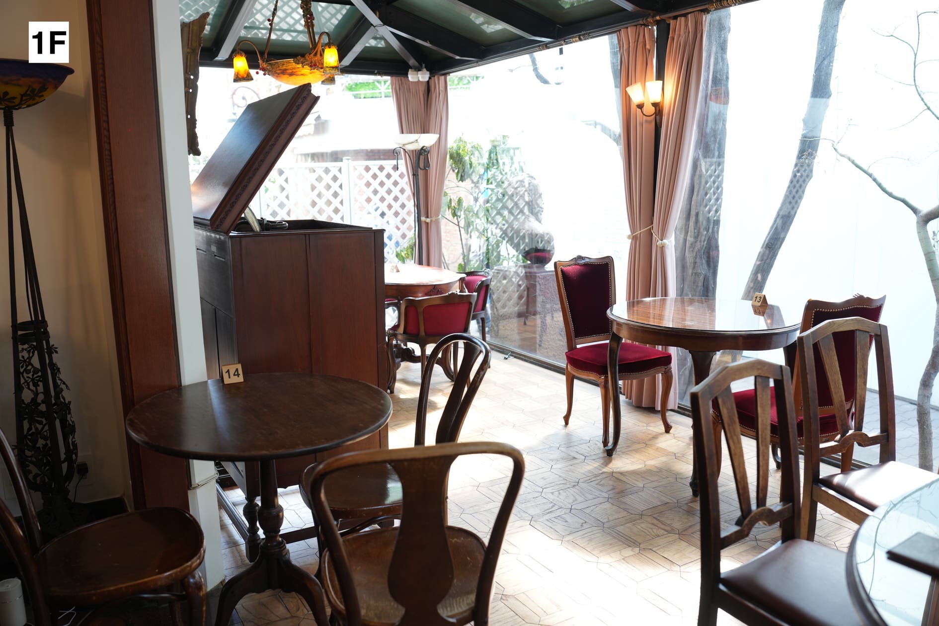 原宿駅から徒歩2分のカフェの写真8