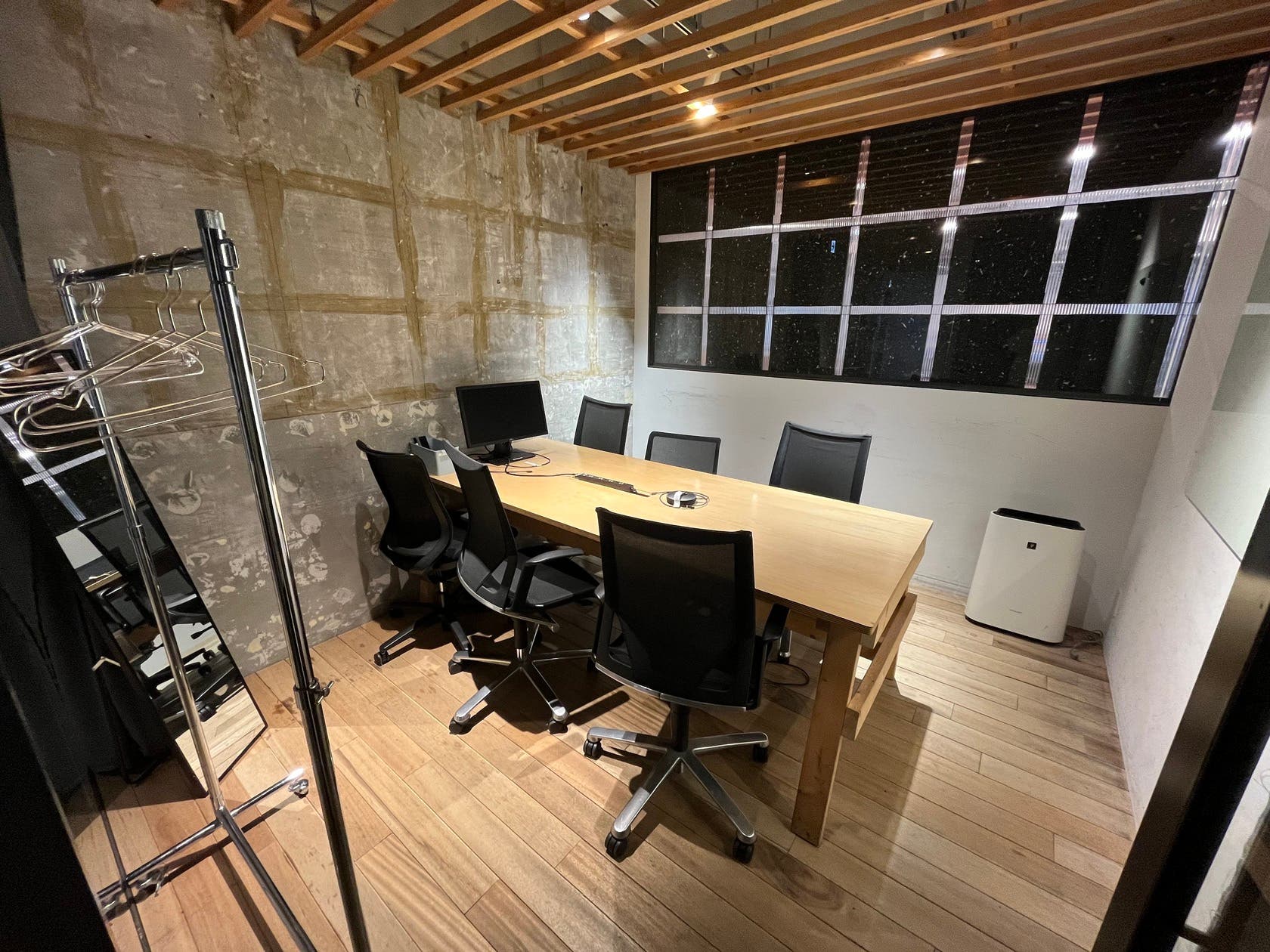 控室（小会議室/6席）の画像1