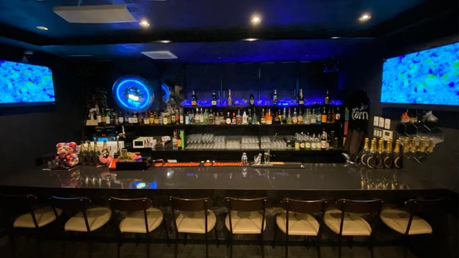 BAR完全貸切/セルフ飲み放題880円/カラオケ・ダーツ無料/結婚式2次会/誕生日会/Bar TK 心斎橋の写真2