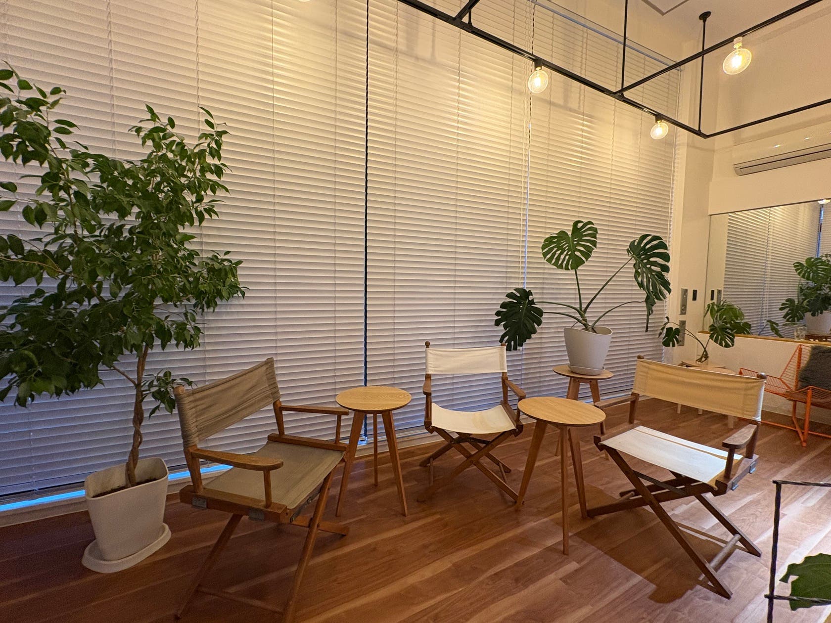 神田駅徒歩3分！カウンターと吹き抜けがいい感じの、店舗型多用途スペース／展示・ワークショップ・交流会にもおすすめの写真12