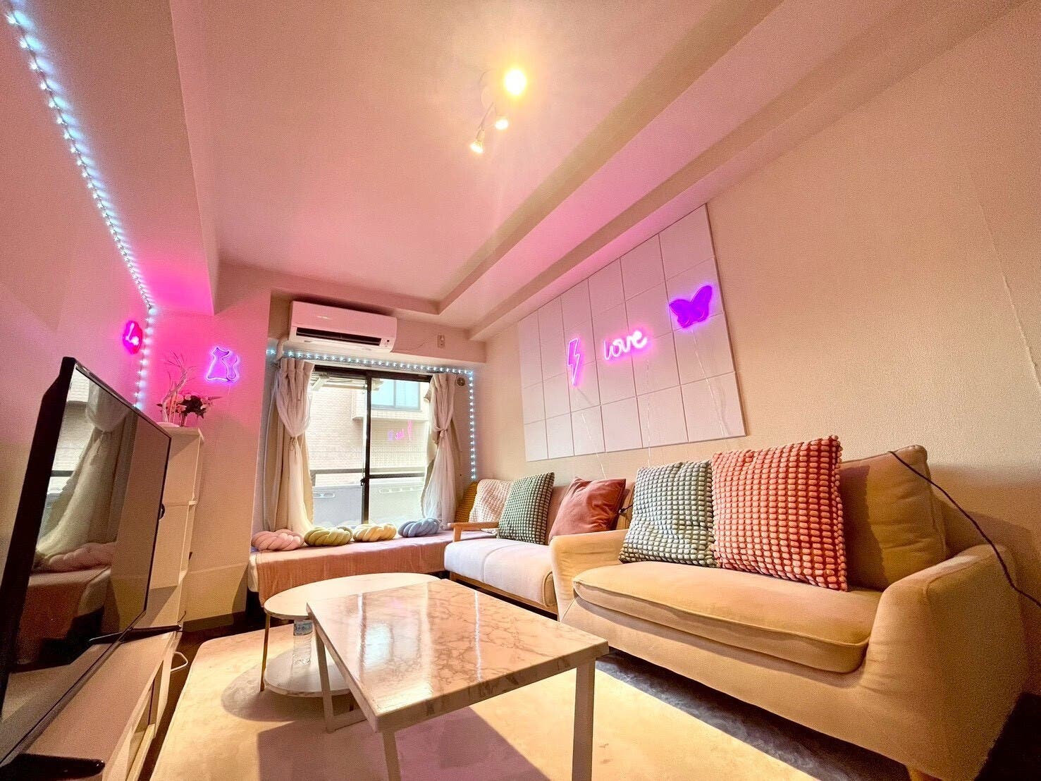 ✨セール✨横浜駅近徒歩5分🚶デート💕ママ会👫女子会❤️誕生日会🎂推し会🌹ゴミオプション🗑️✨120インチプロジェクタの写真13