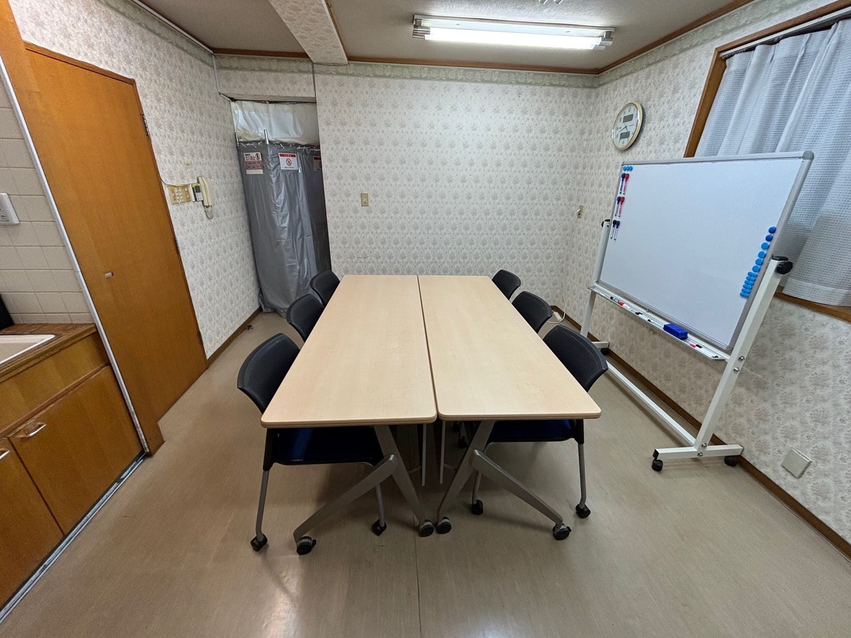 ＜高円寺会議室とロビーラウンジ＞2室利用可⭕️Wi-Fi📶セミナー/ボードゲーム/在宅W/ランチ女子会/撮影/ズーム面談の写真8