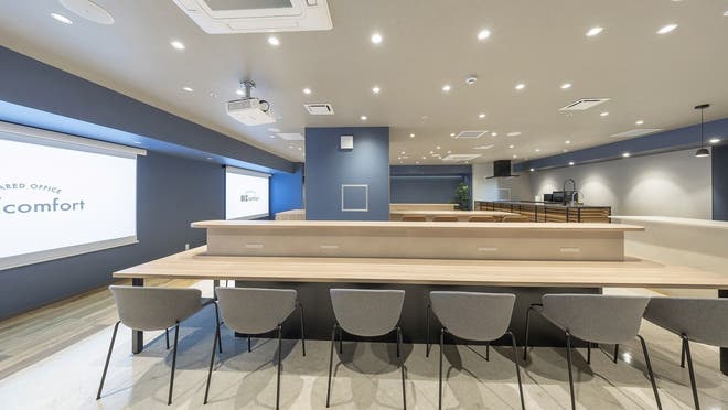 【北浜駅徒歩4分】最大50名|オープンキッチン付きイベントスペース|大型スクリーン3台完備|セミナー・懇親会にの写真3