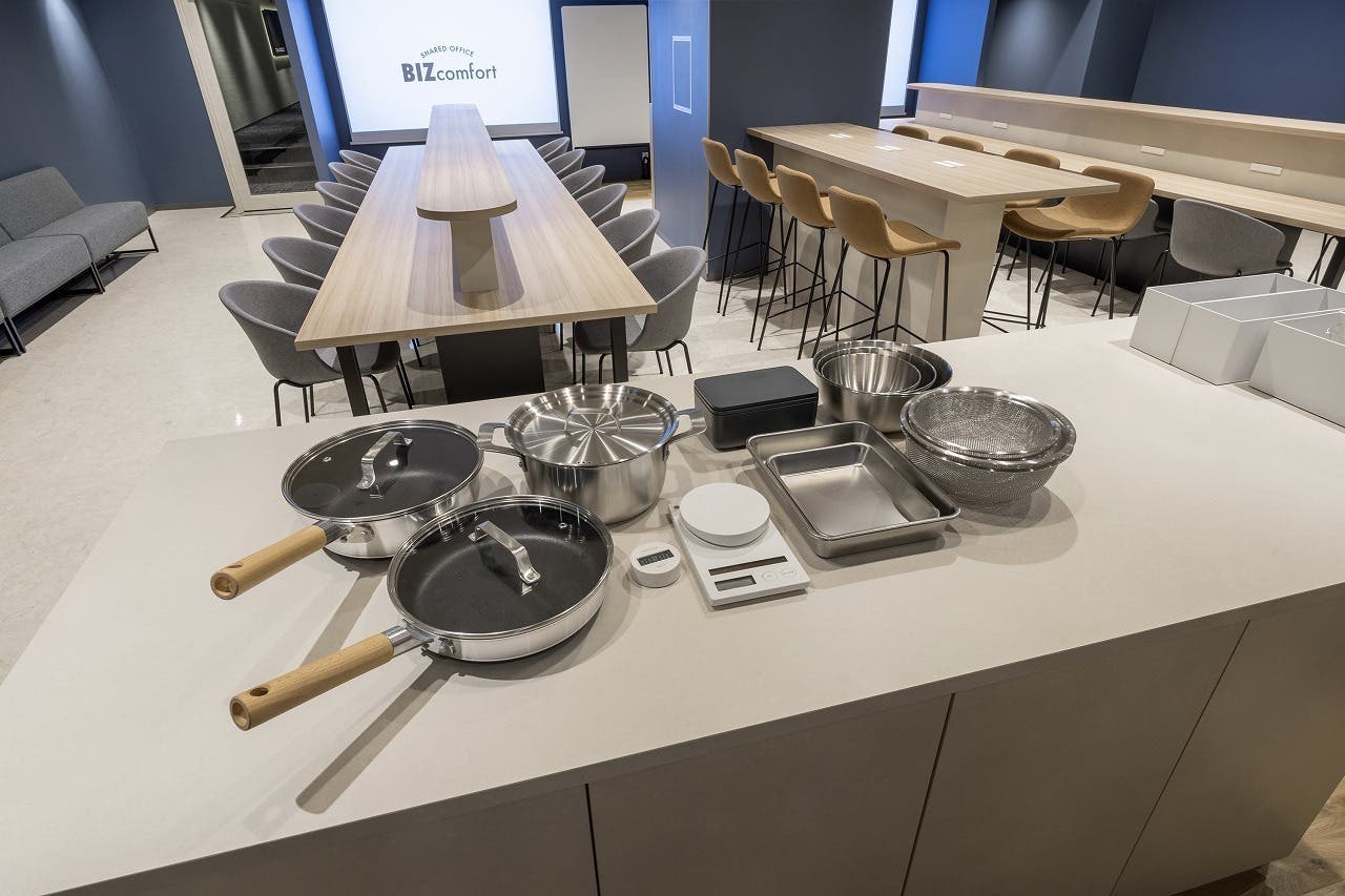 【北浜駅徒歩4分】最大50名｜オープンキッチン付きイベントスペース｜大型スクリーン3台完備｜セミナー・懇親会にの写真14