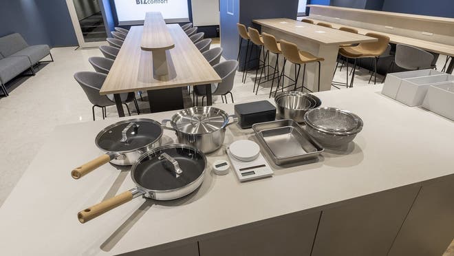 【北浜駅徒歩4分】最大50名|オープンキッチン付きイベントスペース|大型スクリーン3台完備|セミナー・懇親会にの写真14