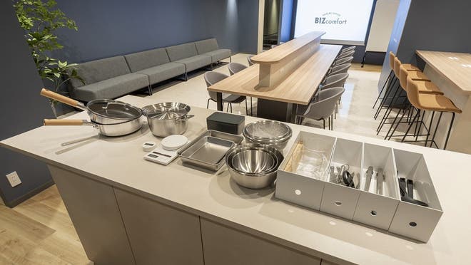 【北浜駅徒歩4分】最大50名|オープンキッチン付きイベントスペース|大型スクリーン3台完備|セミナー・懇親会にの写真15