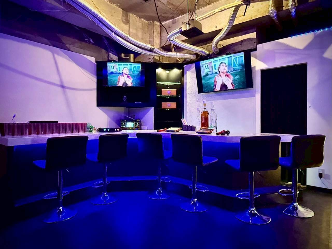 金沢市片町にある貸切り無人バー　セルフバーの写真1