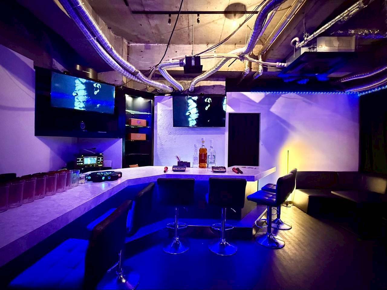 金沢市片町にある貸切り無人バー　セルフバーの写真3