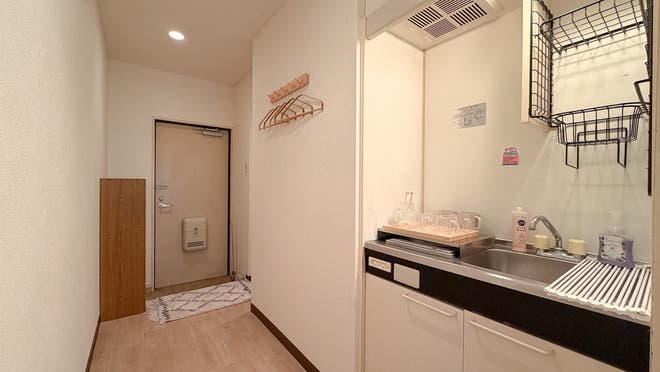 平塚レンタルサロン|無料駐車場&駐輪場|施術ベッド・ヨガ可|明るい角部屋|心と身体を整えるの写真11