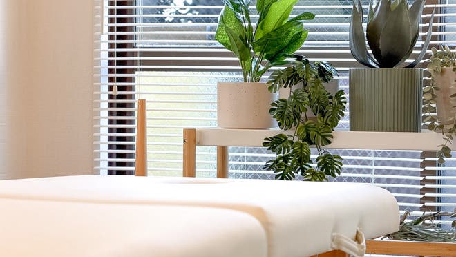 平塚レンタルサロン|無料駐車場&駐輪場|施術ベッド・ヨガ可|明るい角部屋|心と身体を整えるの写真15