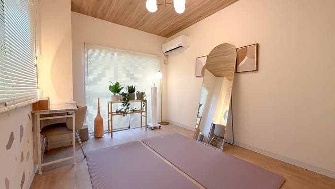 平塚レンタルサロン|無料駐車場&駐輪場|施術ベッド・ヨガ可|明るい角部屋|心と身体を整えるの写真20