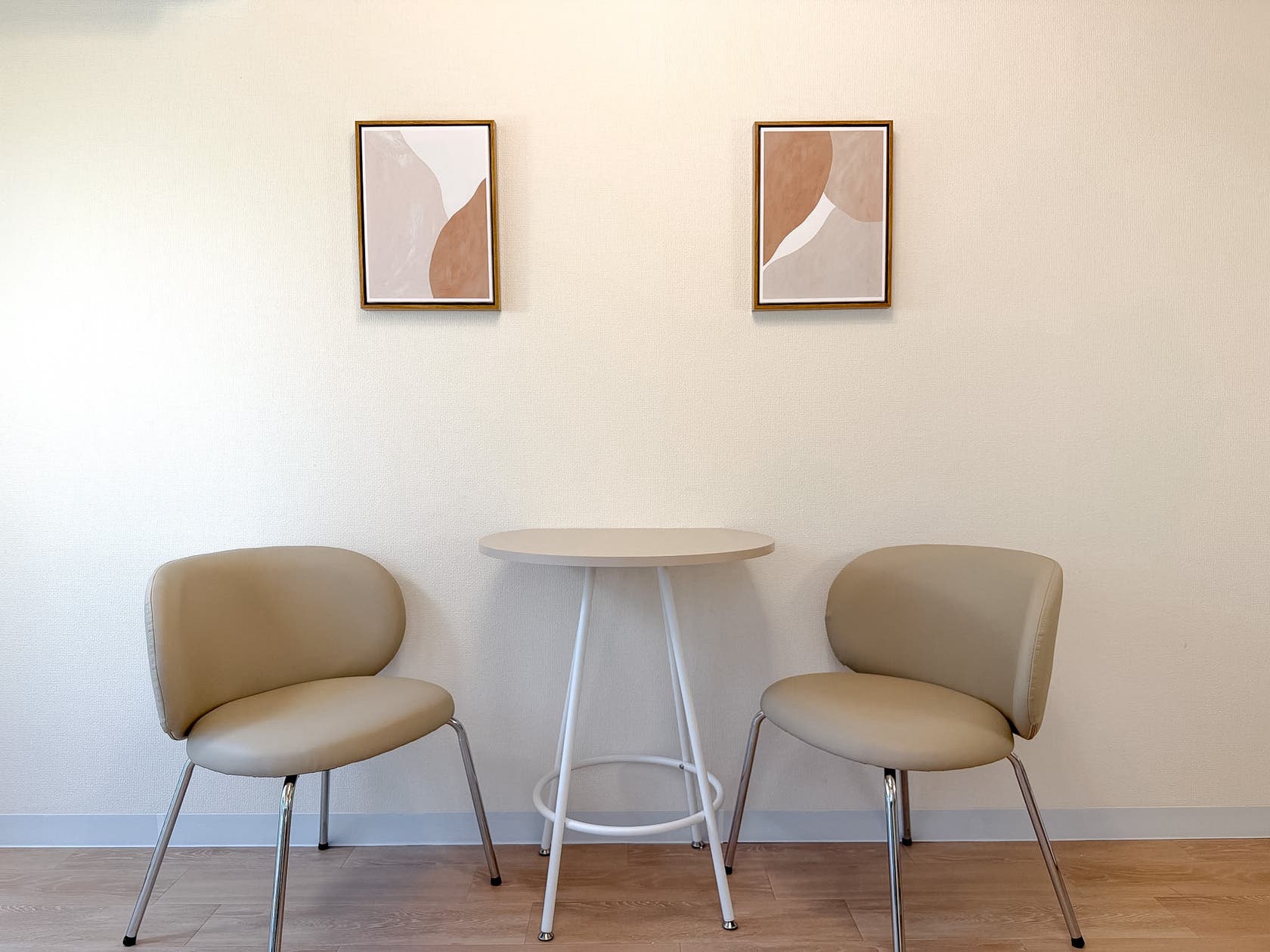 平塚レンタルサロン｜無料駐車場＆駐輪場｜施術ベッド・ヨガ可｜明るい角部屋｜心と身体を整えるの写真21