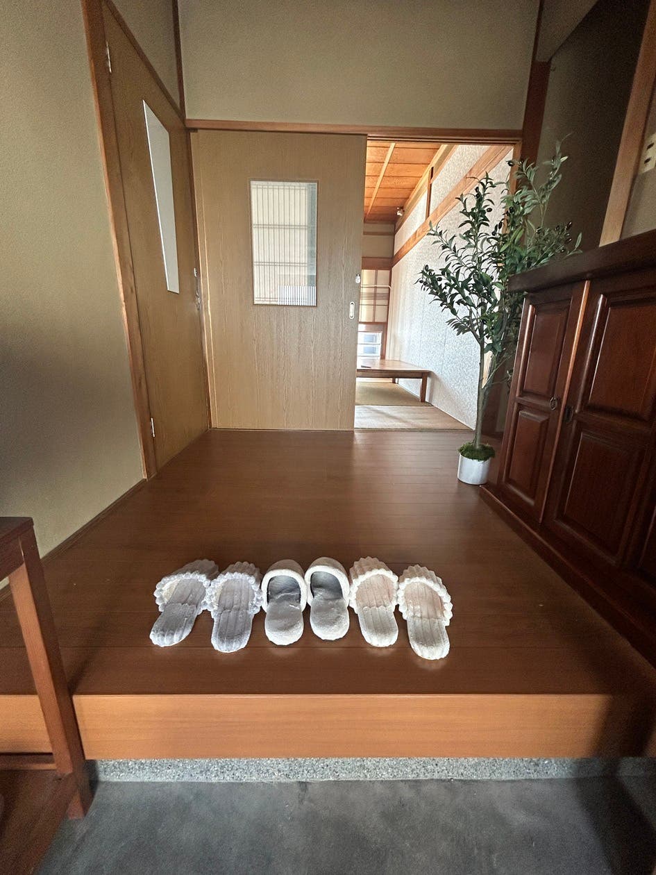 絶景の高台ハウス｜パーティー・女子会・撮影・会議｜庭付き一棟貸しスペースの写真1