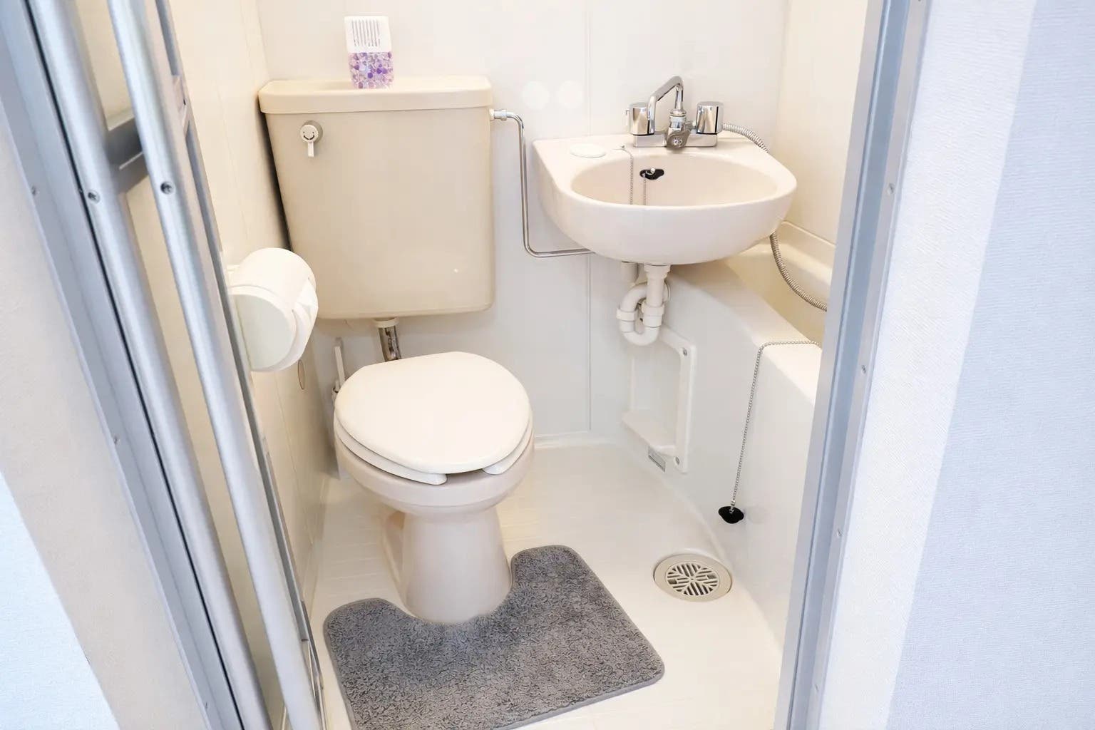 🎲ボードゲーム23種類｜元町駅徒歩5分🚶｜高速Wi-Fi完備📶｜🍳BRUNO＆卓上IH｜🎬映画見放題スペース🔌の写真19