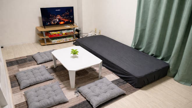 🚶京橋駅徒歩4分|高速Wi-Fi完備📶|🎲ボードゲーム充実|🍳BRUNO&卓上IHあり|🎬映画見放題スペース🔌の写真1