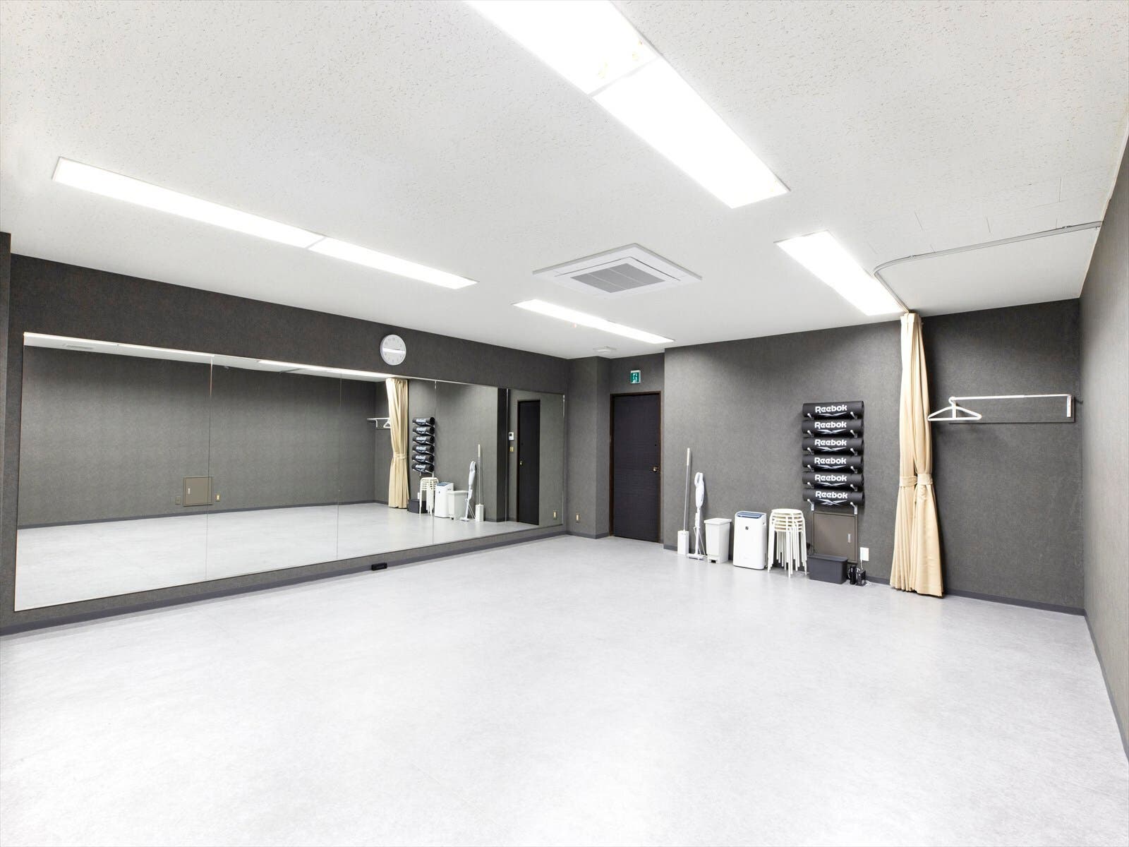 【Studio A】2026年3月Open【戸越銀座駅徒歩4分】大型鏡6m/広々45㎡/Wi-Fi・Bluetoothスピーカーの写真6