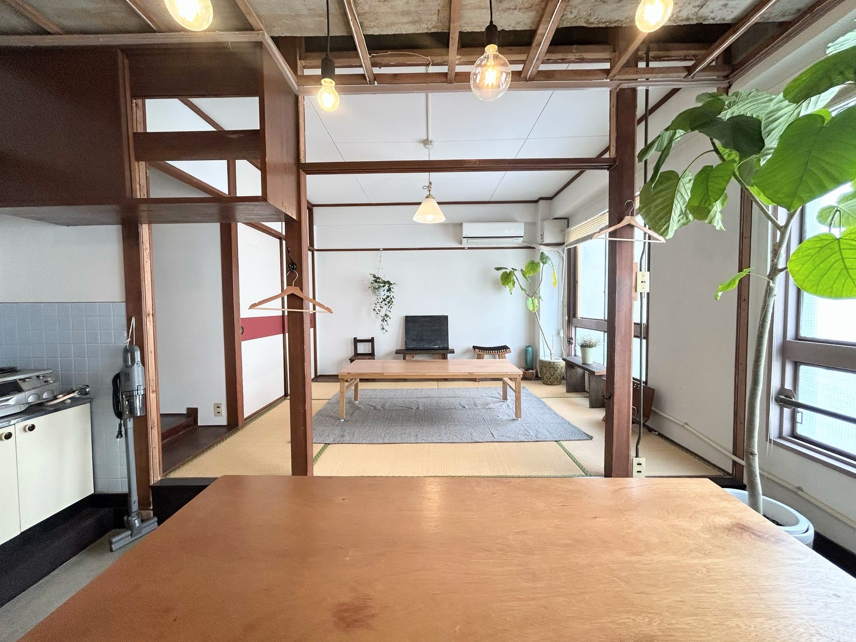 天神南駅徒歩５分。レトロビルの一室を利用したレンタルスペース。の写真2