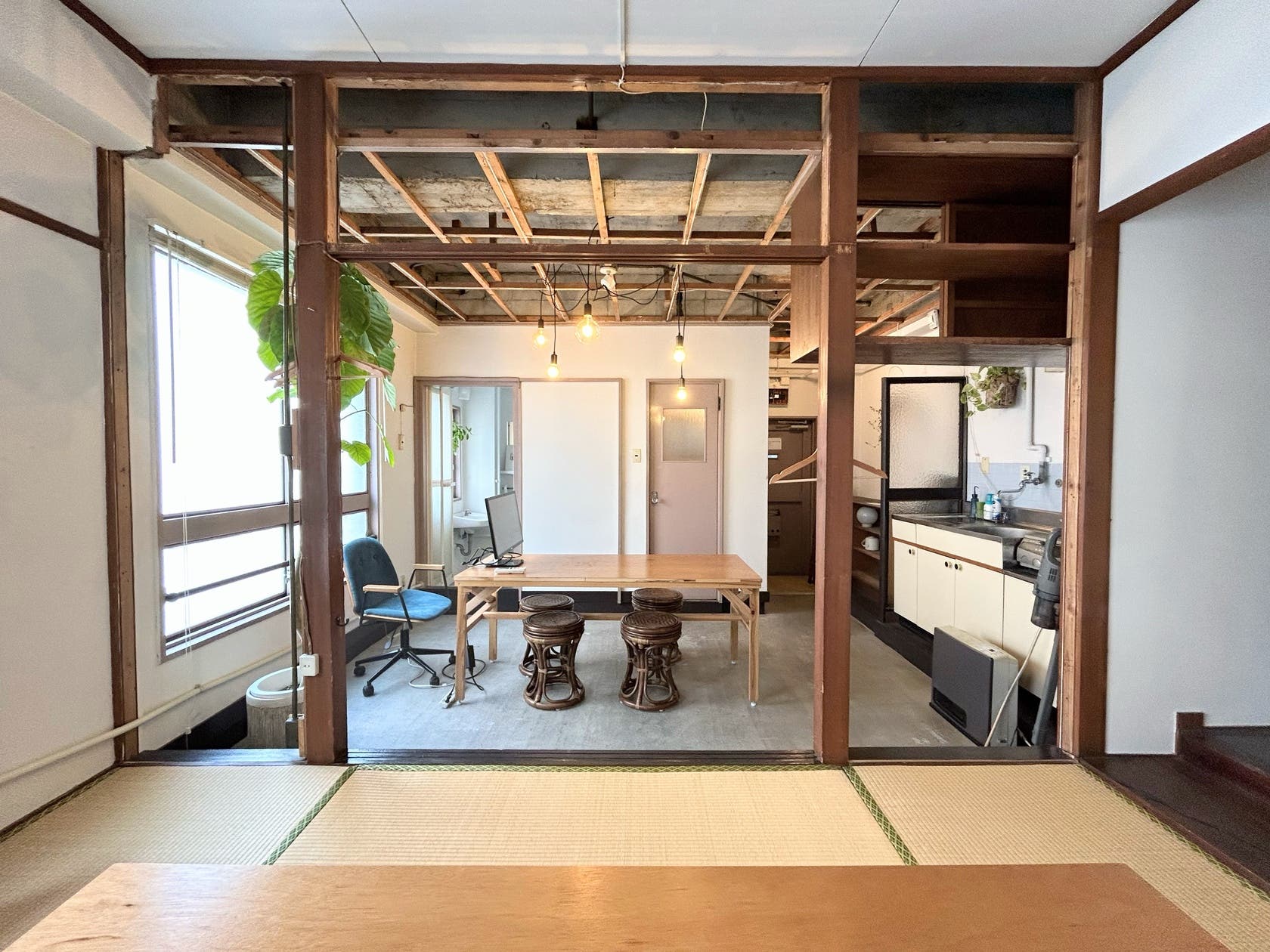 天神南駅徒歩５分。レトロビルの一室を利用したレンタルスペース。の写真4