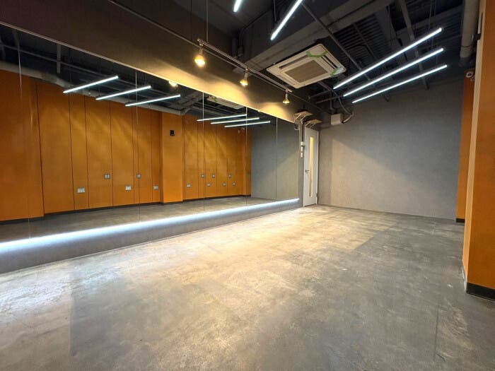 【BUZZ吉祥寺】102スタジオの写真1