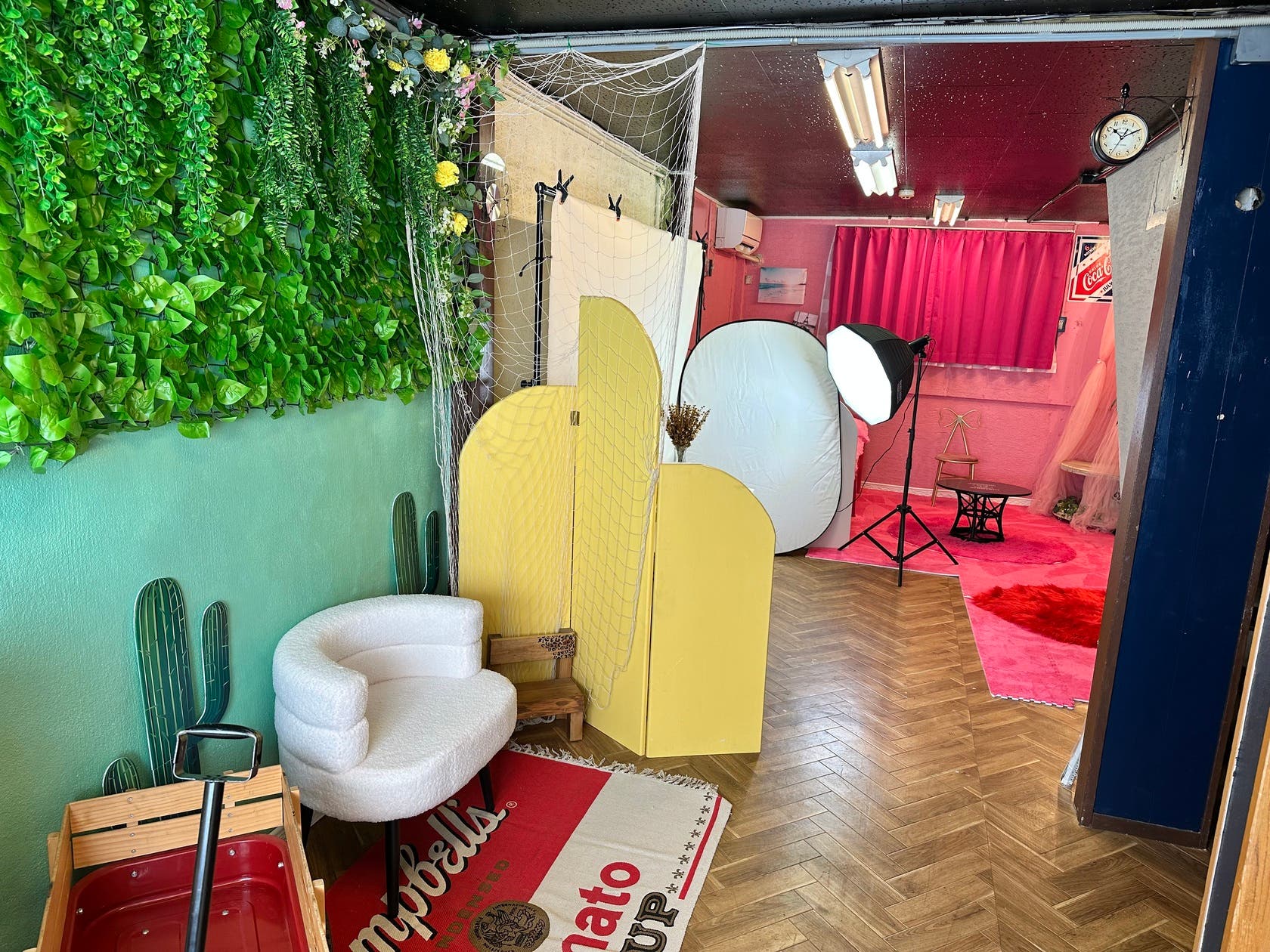 天然木の温もり溢れるアメリカンテイスト撮影スタジオの写真14