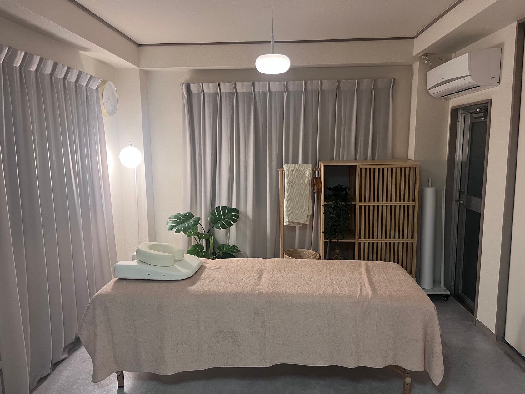 千歳烏山駅徒歩5分｜完全個室レンタルサロン｜施術ベッド・備品充実｜即予約可｜ゴミ回収無料の写真4