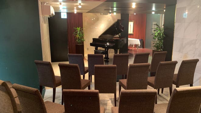 高田馬場駅から徒歩5分の音楽サロンの写真2