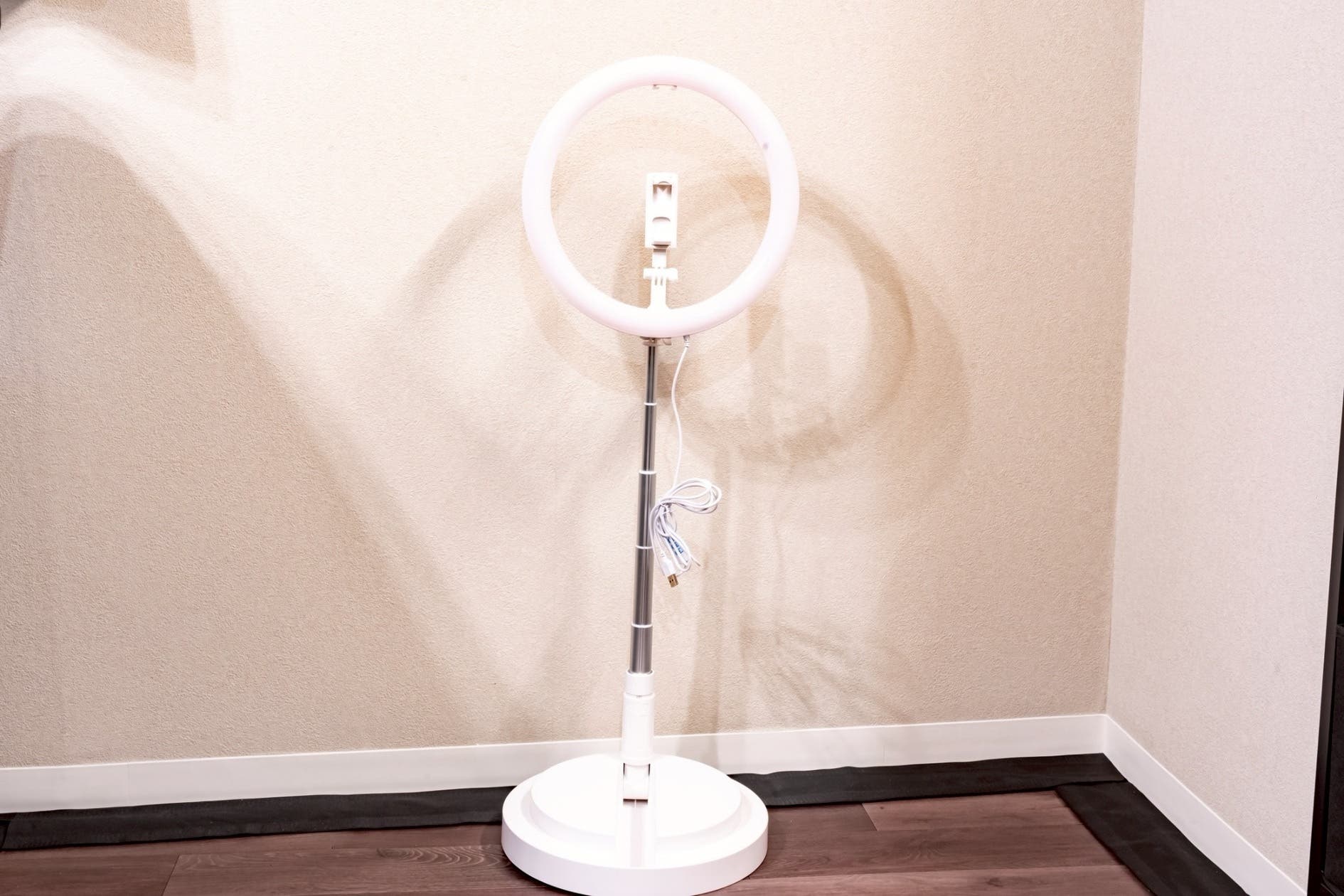 ⑩LEDリングライトの画像1