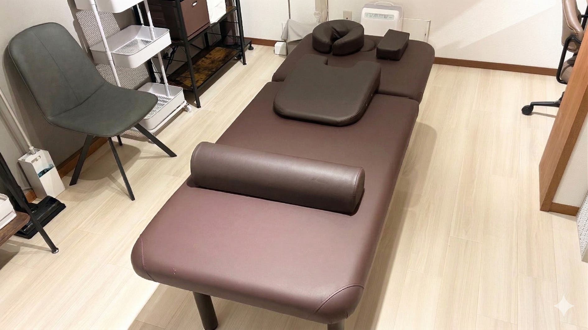 大森駅徒歩4分の好立地✨エステ・アロマ・整体・マッサージなどの多目的の施術に使える充実の設備・備品✨完全個室型のレンタルサロン✨の写真7