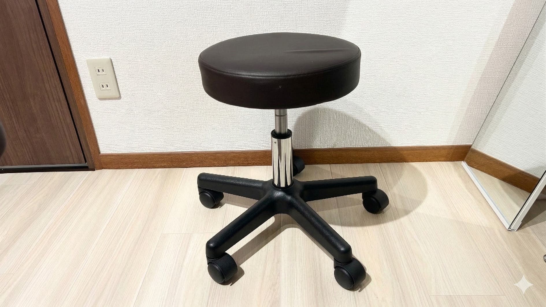 大森駅徒歩4分の好立地✨エステ・アロマ・整体・マッサージなどの多目的の施術に使える充実の設備・備品✨完全個室型のレンタルサロン✨の写真10