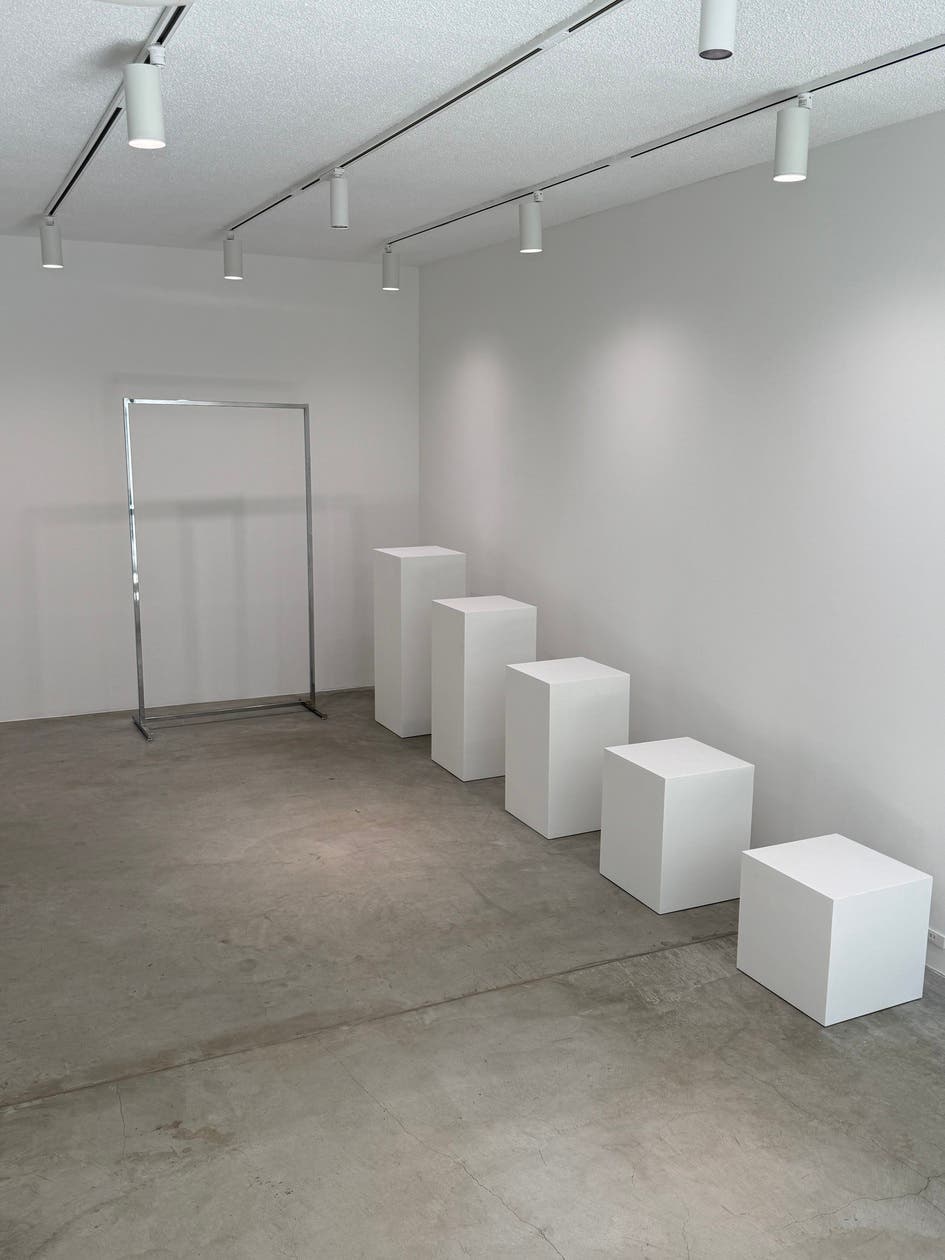 代官山駅から徒歩5分の白箱ミニマルギャラリーの写真7