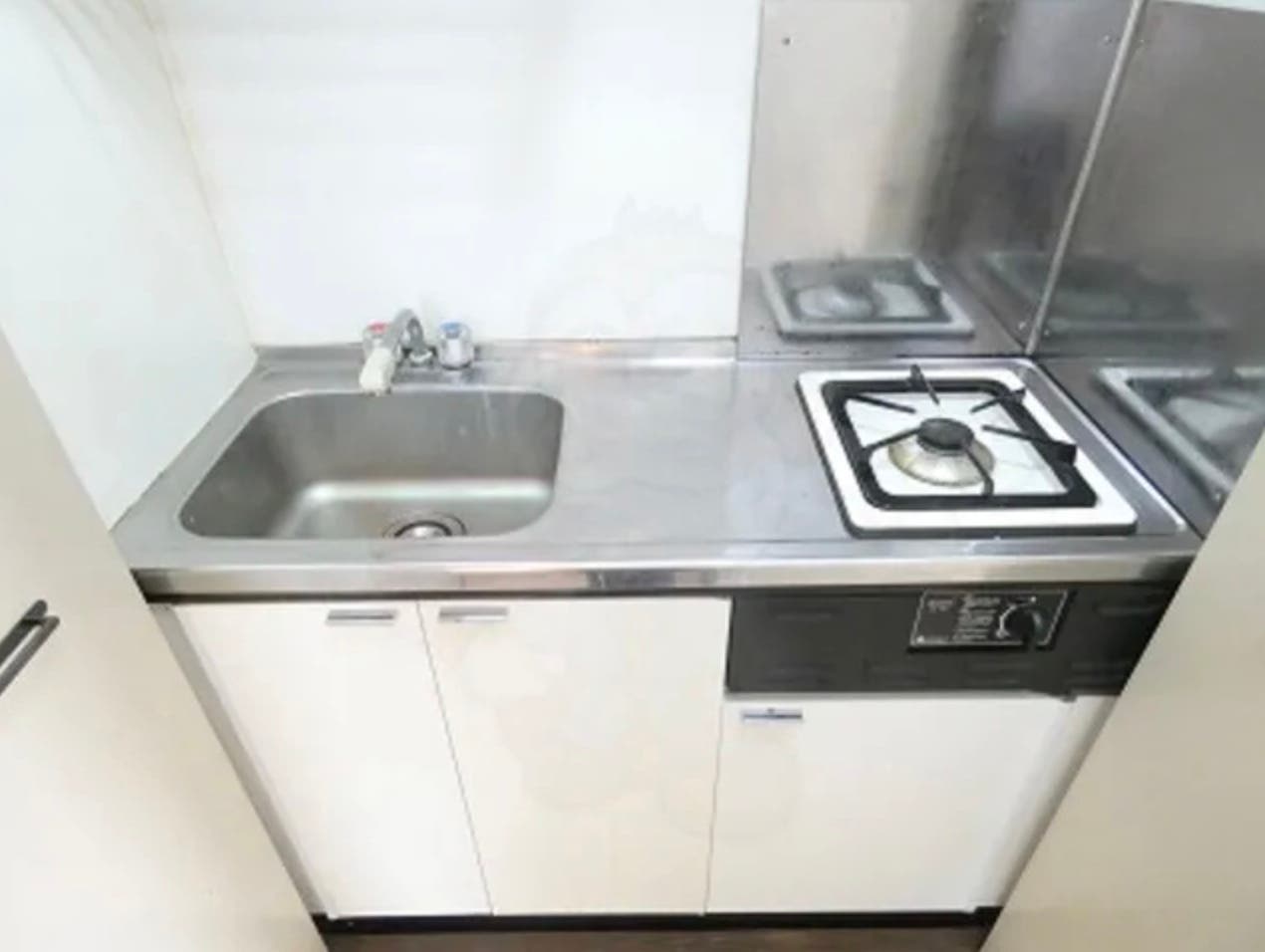 天神・博多からのアクセス抜群のアパート１室の写真3