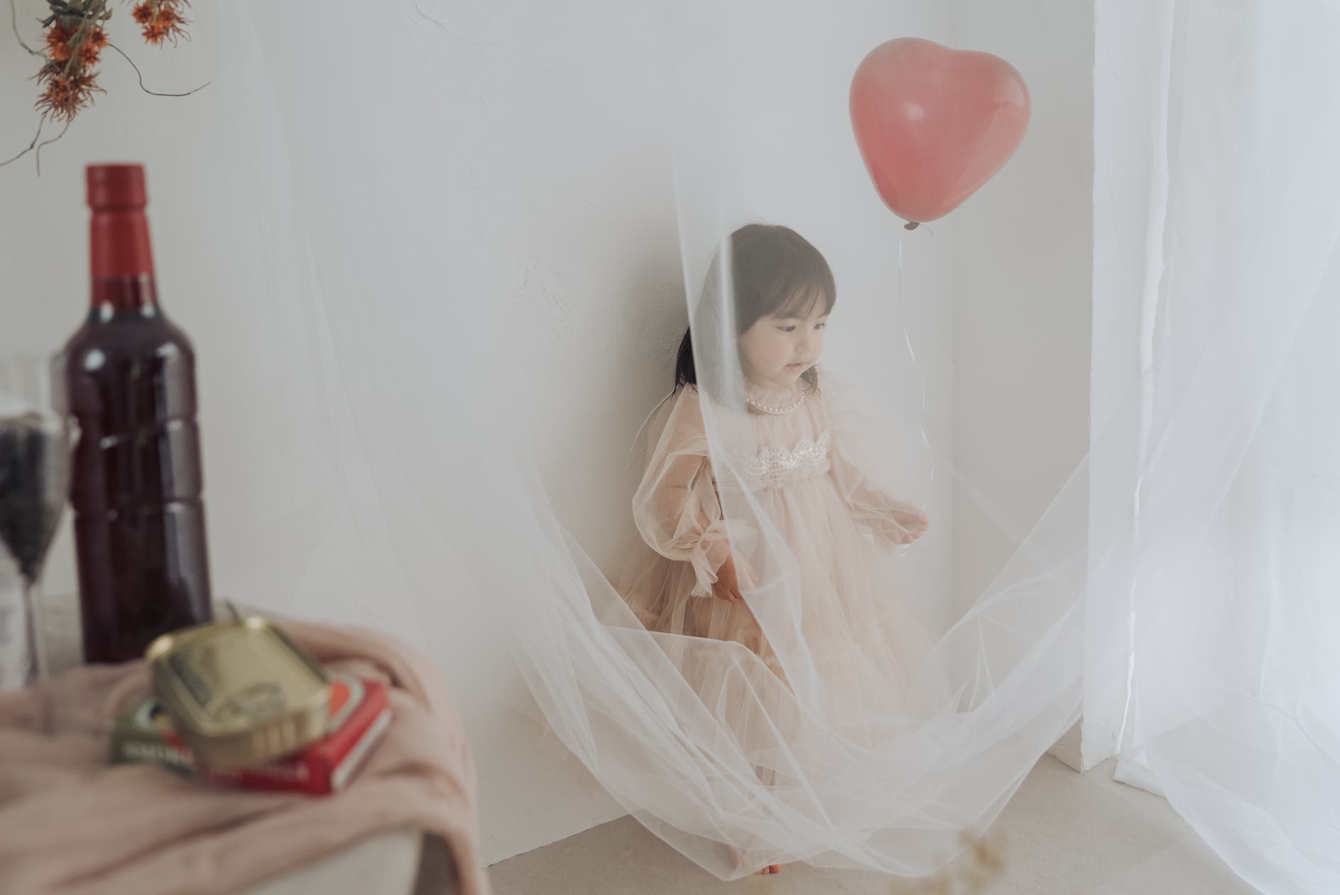 溝の口駅・向ヶ丘遊園駅からバス15分　装飾特化型撮影スタジオの写真2