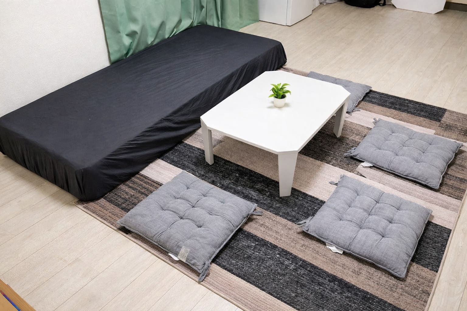 🚶京橋駅徒歩4分｜高速Wi-Fi完備📶｜🎲ボードゲーム充実｜🍳BRUNO＆卓上IHあり｜🎬映画見放題スペース🔌の写真4