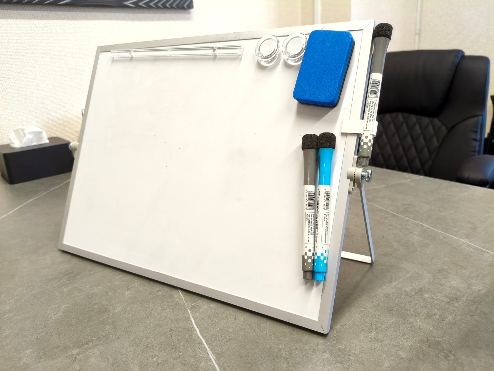 成約を導く勝負拠点｜名駅ルーセント向かいの個室｜士業・コンサルの商談、WEB会議から一人の深い集中ワークまで格上の空間を。の写真15