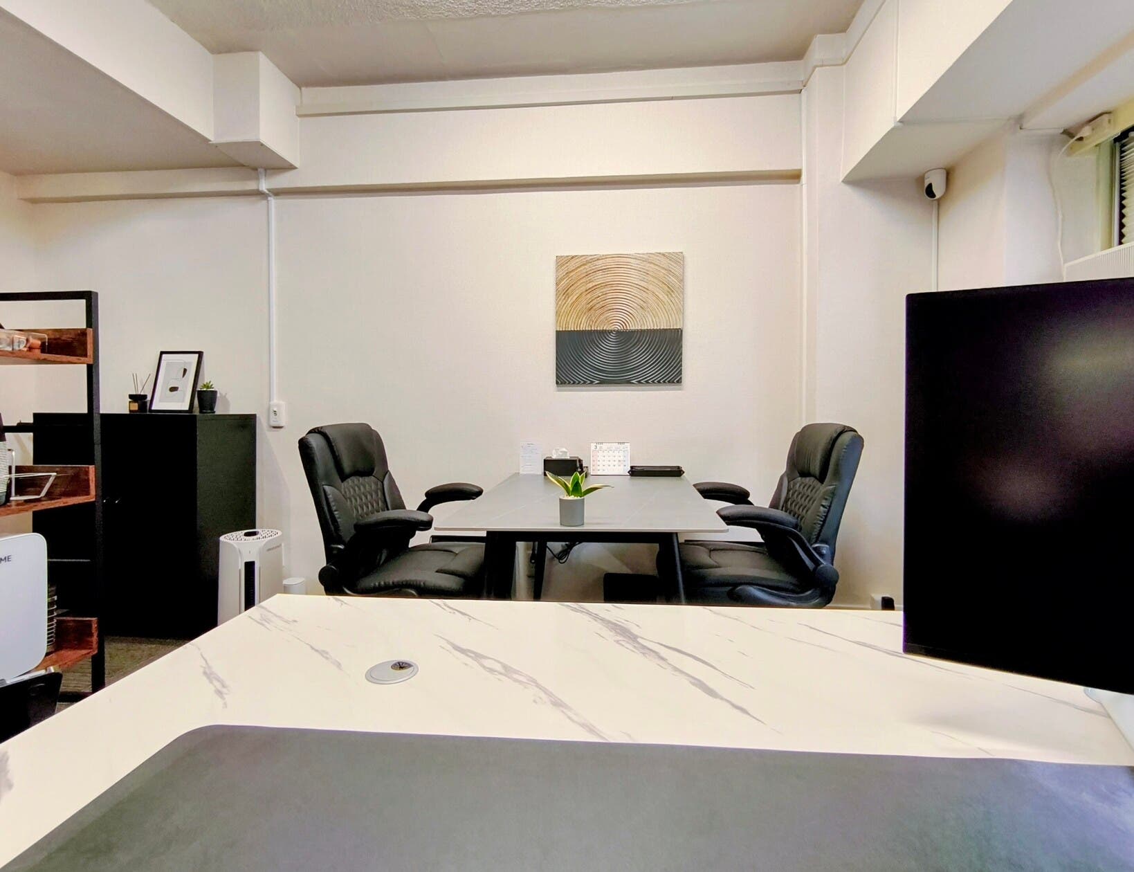 成約を導く勝負拠点｜名駅ルーセント向かいの個室｜士業・コンサルの商談、WEB会議から一人の深い集中ワークまで格上の空間を。の写真12