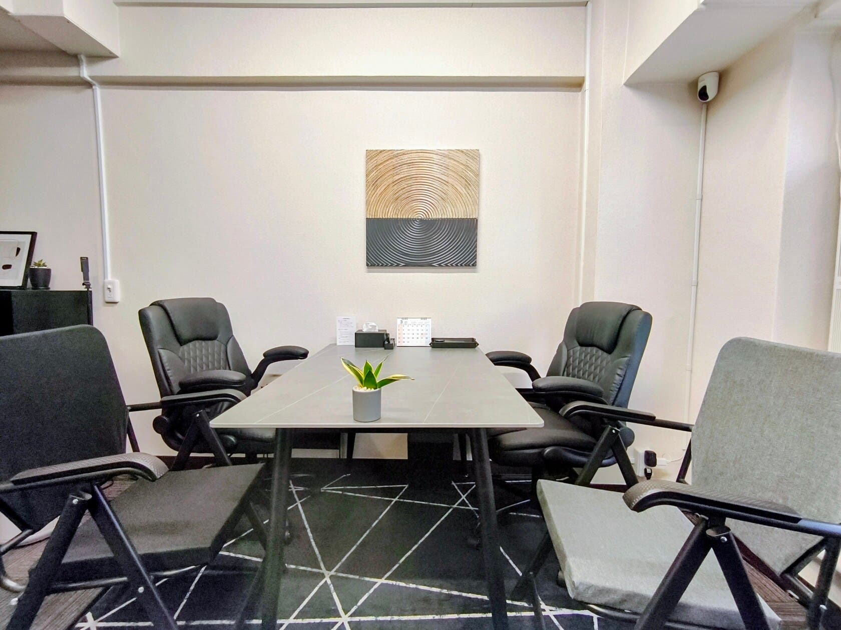 成約を導く勝負拠点｜名駅ルーセント向かいの個室｜士業・コンサルの商談、WEB会議から一人の深い集中ワークまで格上の空間を。の写真11