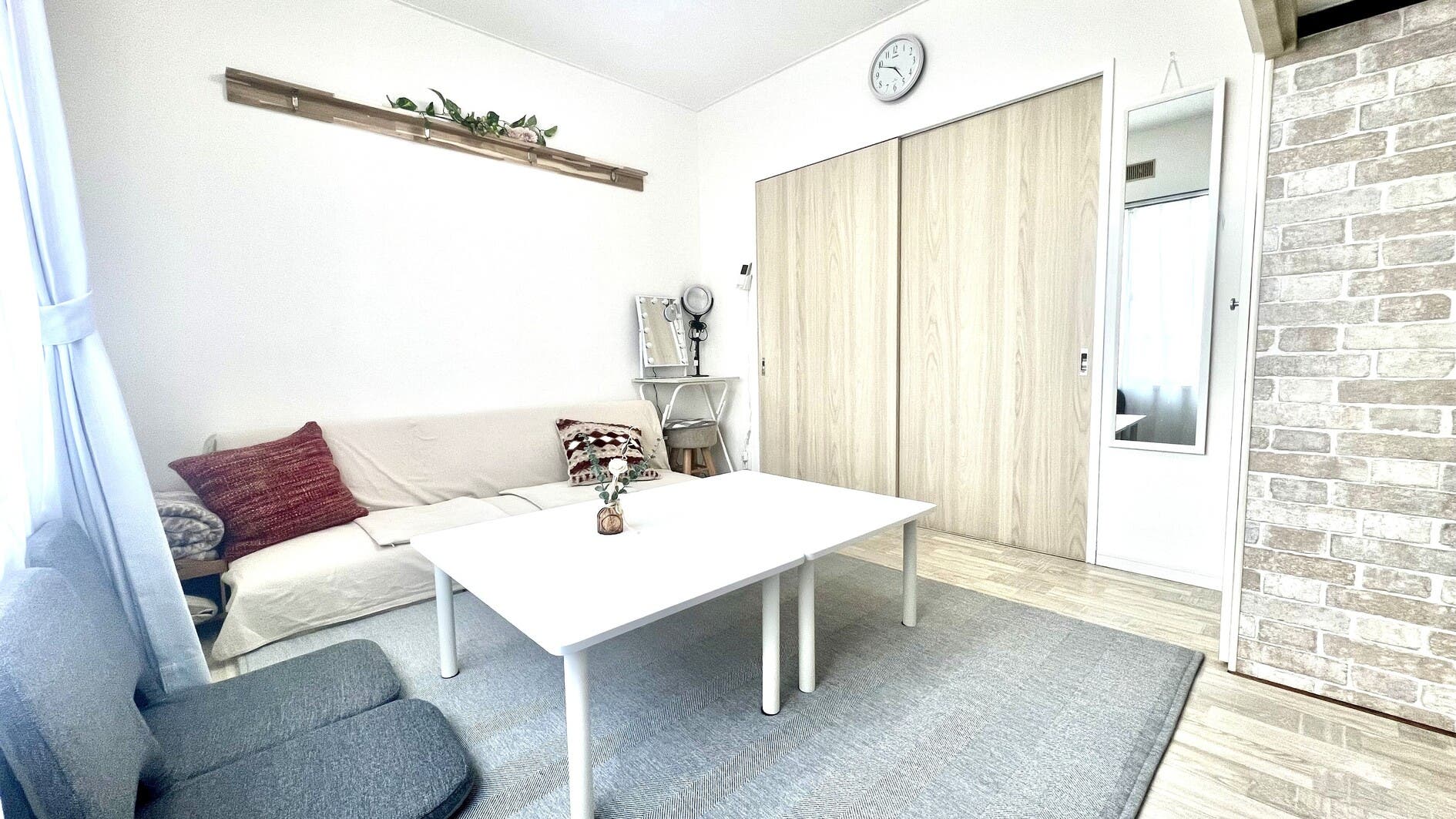 【岡大裏Room🍃】使い放題９時～20時▶定額5500円🚙🅿無料/映画鑑賞/🎀デート/🎂誕生会/MT/勉強にお勧めの写真9