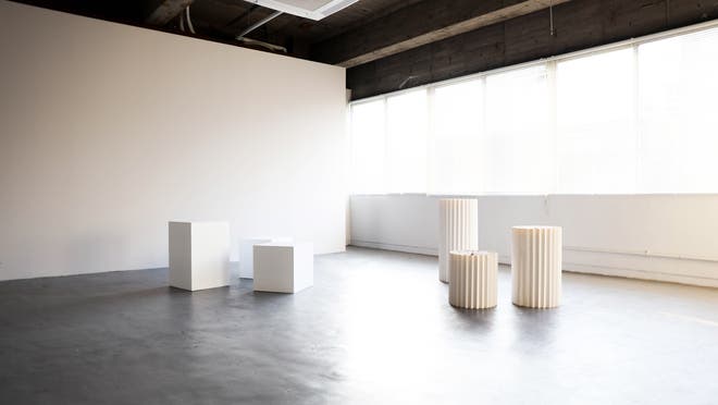 名古屋|30坪大型撮影スタジオ|自然光・白壁|YouTube・MV・商品撮影の写真1