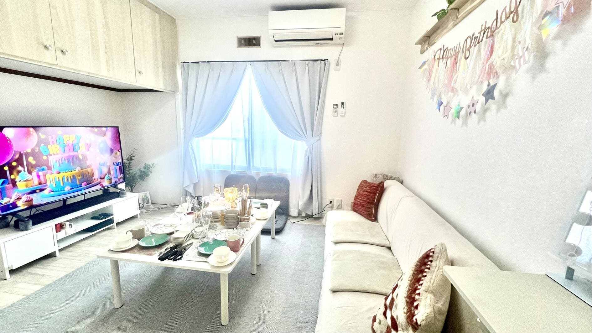 【岡大裏Room🍃】１日使い放題９時～20時▶定額5500円🅿無料/映画鑑賞/🎀デート/🎂誕生会/押し活/お一人様歓迎の写真1