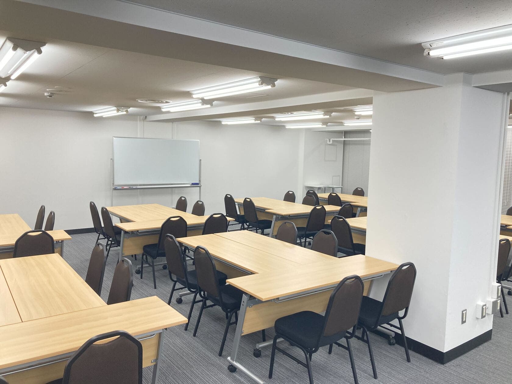 【501】渋谷駅・宇田川町・124㎡・最大50名収容✨イベント・セミナー・研修に最適📚飲食持ち込み可🍱　の写真3