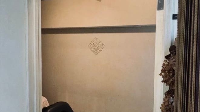 【面貸し・フリーランス】浦和駅徒歩5分のミラーレンタル/白を基調としたおしゃれな内装/落ち着いた美容室の写真3