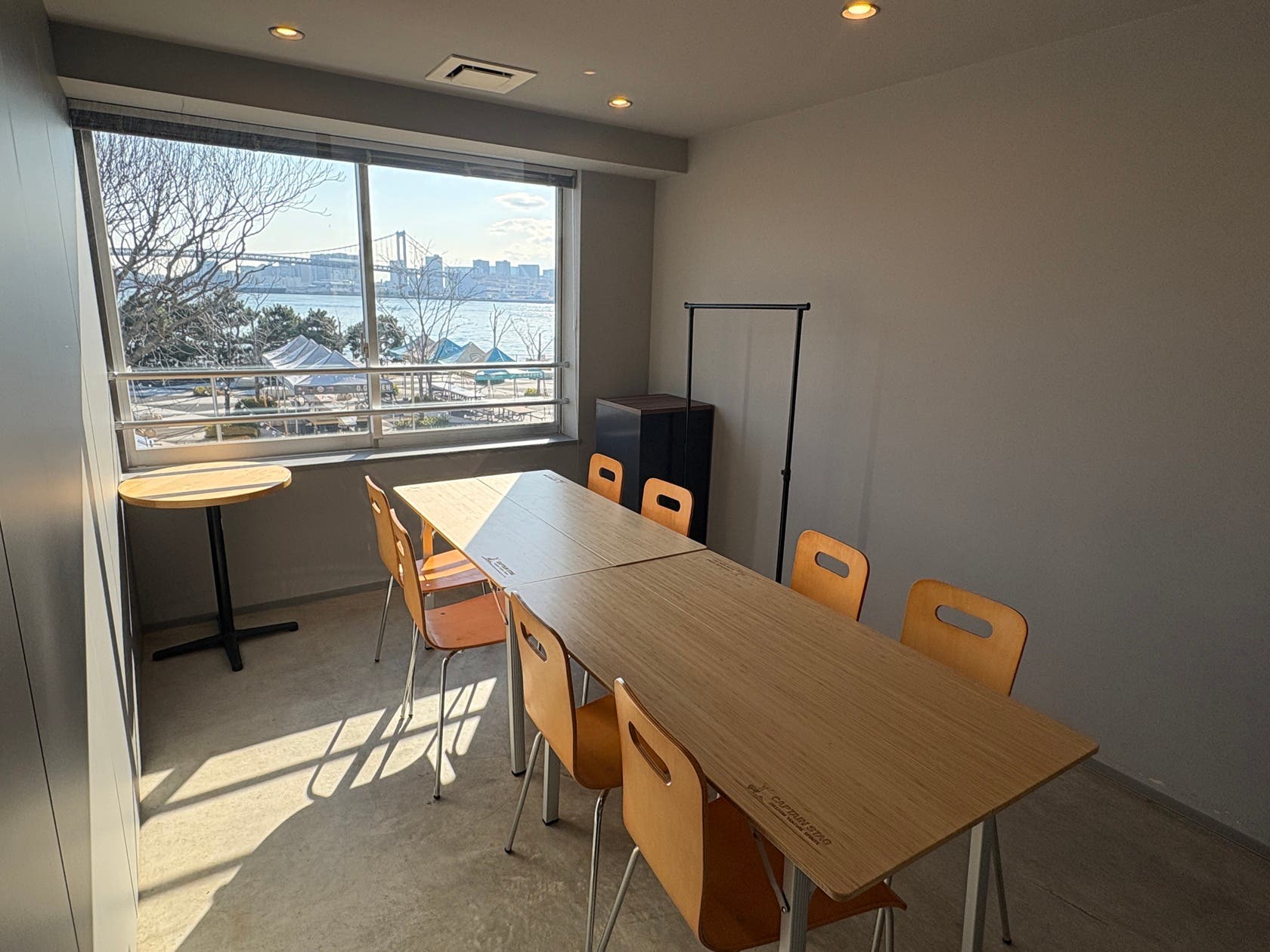 自然光/海/レインボーブリッジ＜B room＞ 撮影やオフサイドミーティングに◎ 新橋からバス1本/駐車場あり/豊洲/勝どきの写真2