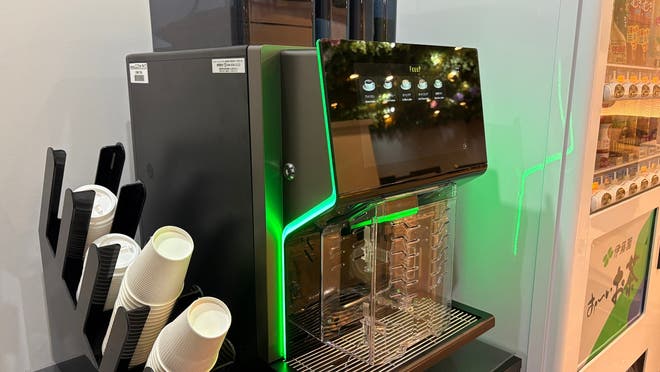 🌟定価6〜30万円の高級チェア席🌟【新宿駅徒歩3分|オープン席】無料Wi-Fi/電源/31.5inモニターの写真18