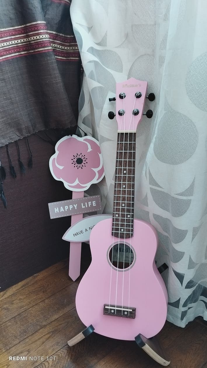 神泉駅徒歩数十秒！　日本家屋2階の10畳　ギャラリー使用可　電子ピアノありの写真8